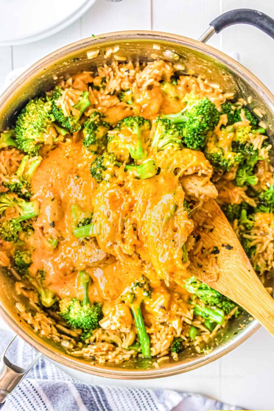 One Pot Cheesy Chicken Broccoli Rice - On My Kids Plate