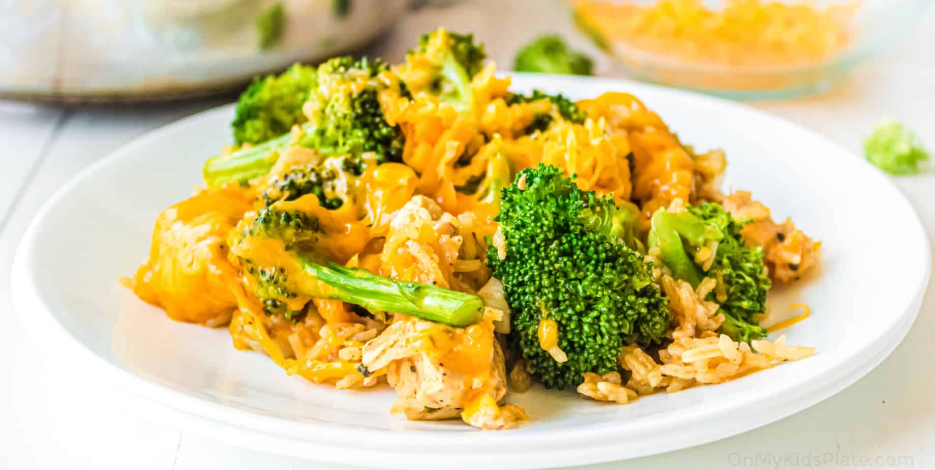 One Pot Cheesy Chicken Broccoli Rice - On My Kids Plate