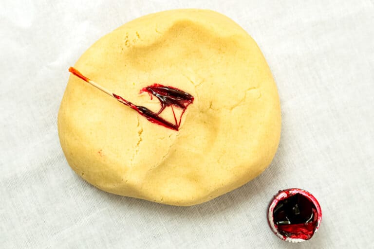 Peppermint Candy Cane Cookies - On My Kids Plate