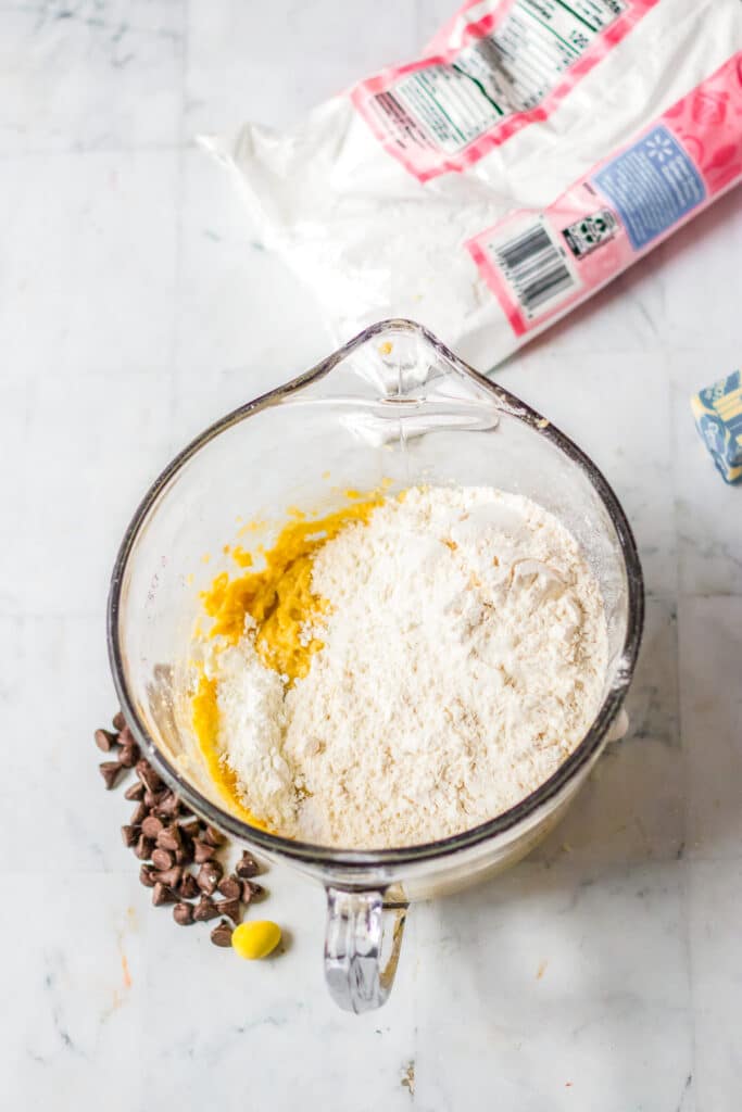 Easter Mini Eggs Cookie Cake - On My Kids Plate