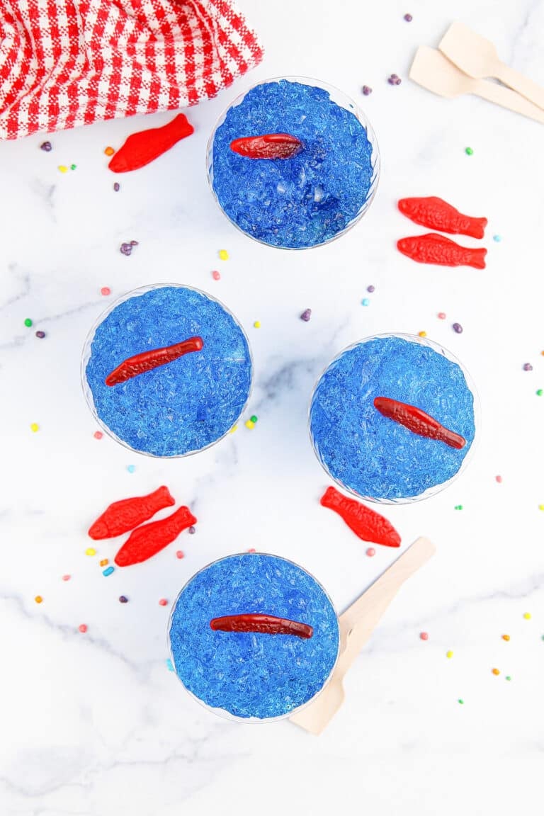 Mini Fish Tank Gelatin Cups (Fun For Parties!) - On My Kids Plate