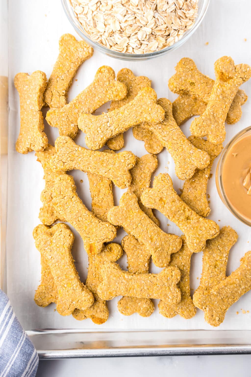 Peanut Butter Cookies For Dogs (3 Ingredients, Use Leftover Pumpkin ...