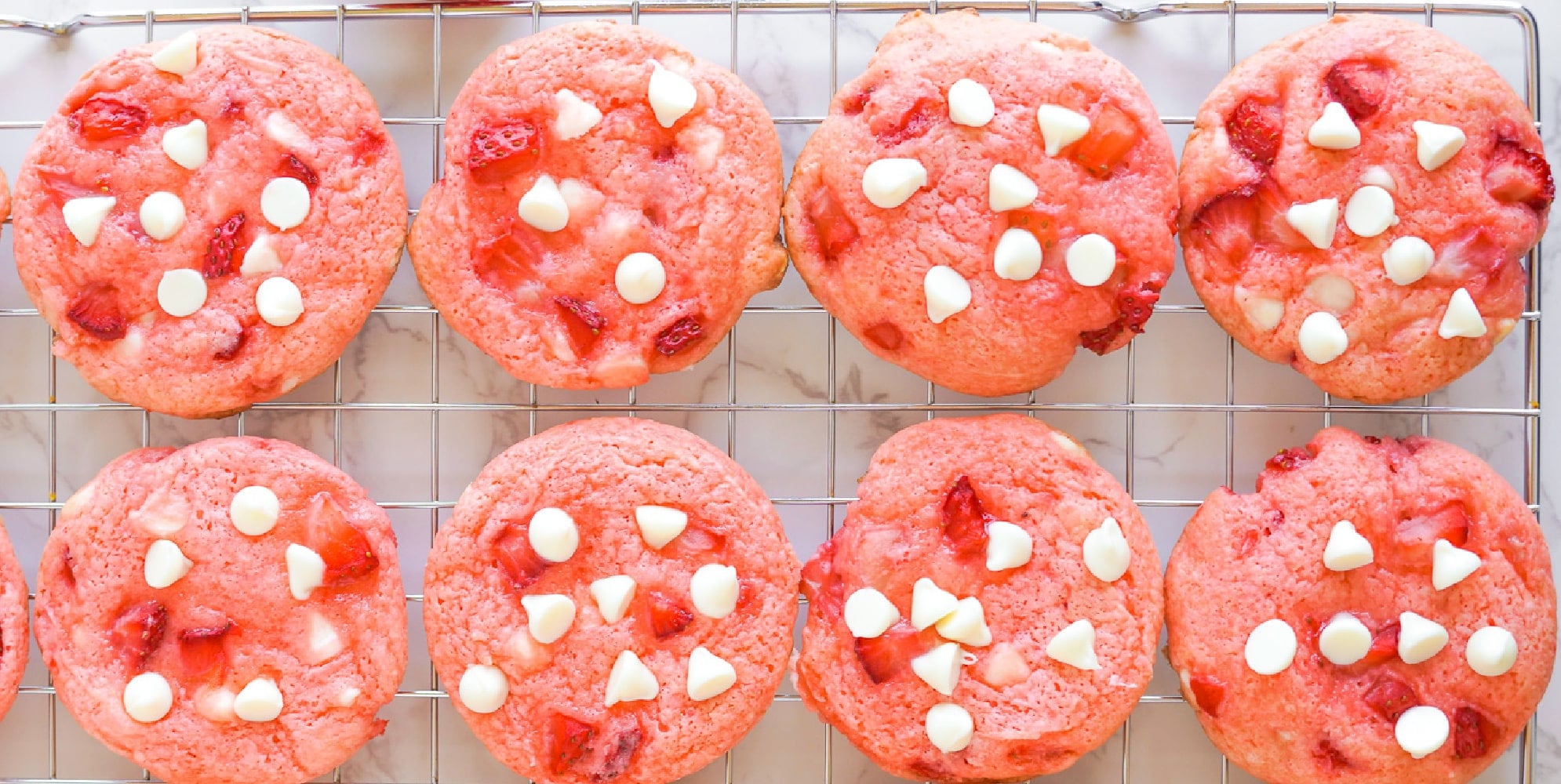 Strawberry White Chocolate Chip Cookies (with Real Strawberries)