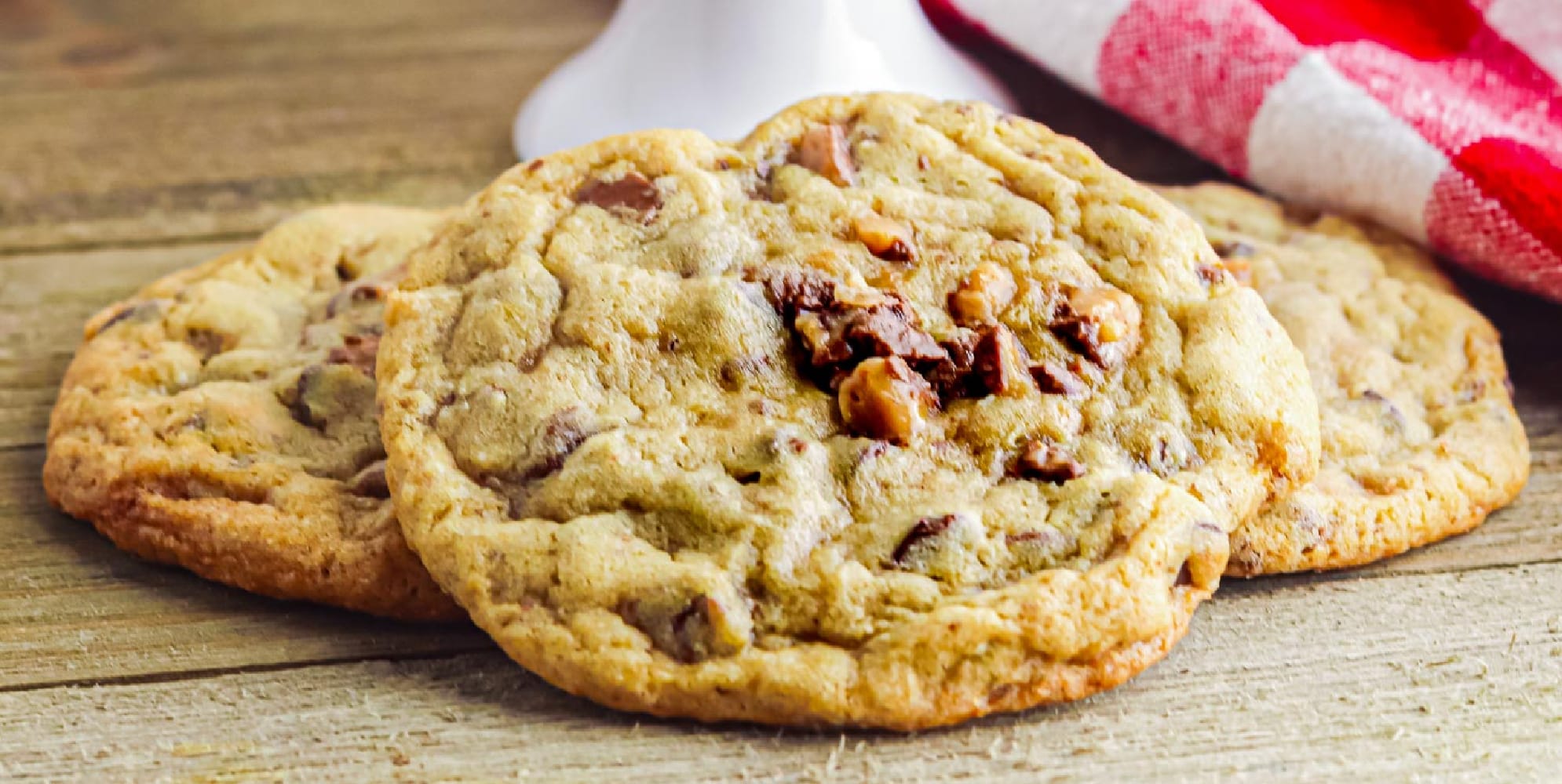 Chocolate Chip Toffee Cookies - On My Kids Plate