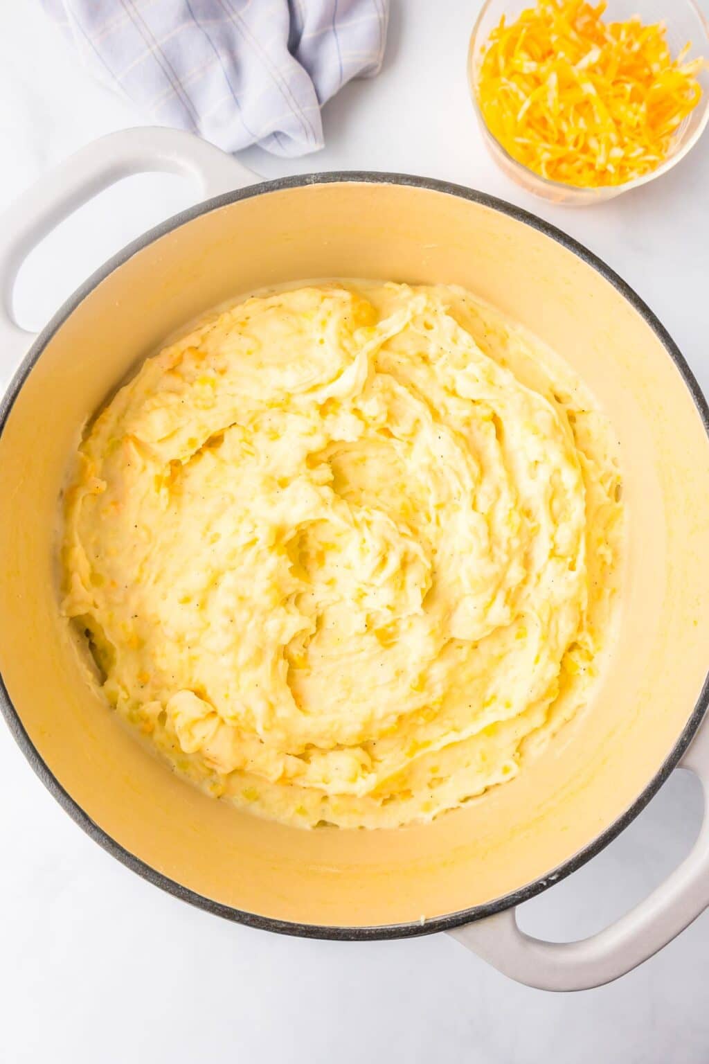 Yukon Gold Mashed Potatoes (Cheesy!) - On My Kids Plate